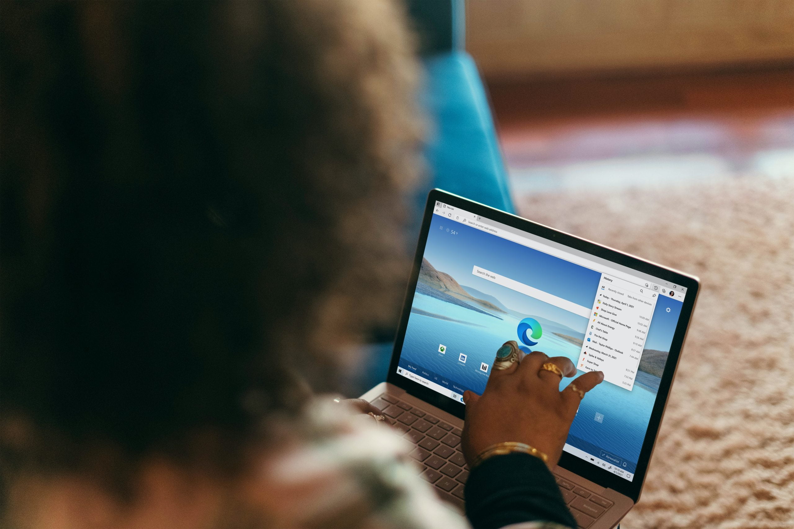 Microsoft Presents Edge Game Assist: a new way of multitasking for ...