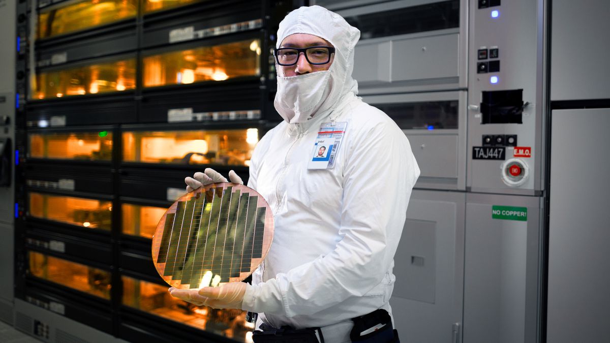 Intel Pushes Ahead With 14A Lithography Despite Rising Costs | All Tech ...